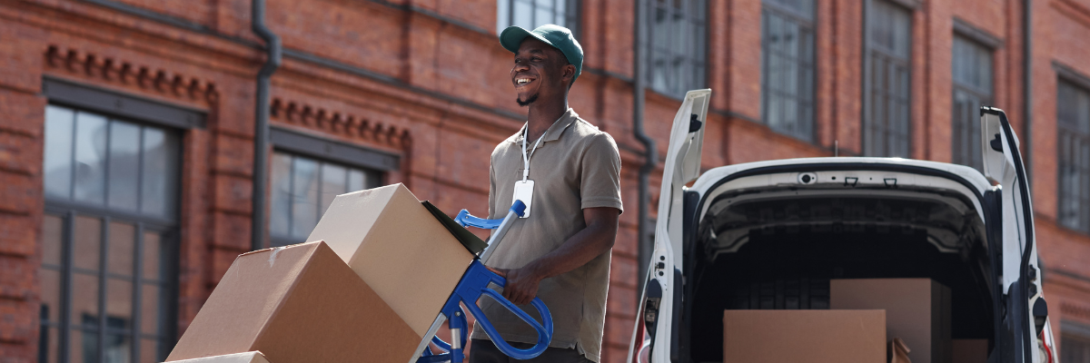 Roadie Same Day® vs RoadieXD™: Which is right for your business?